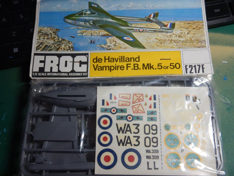 Beany's FROG Vampire FB.5/FB.50 to be built as an Iraqi FB.52 - The ...