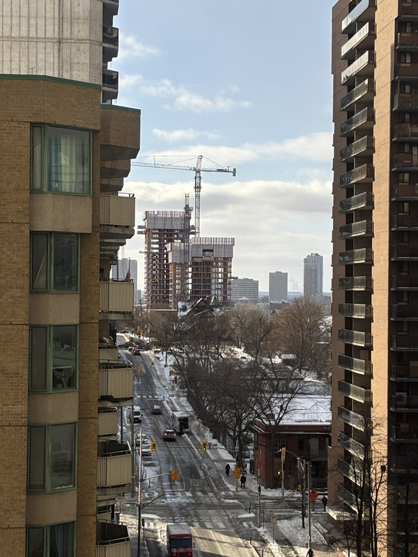 Odenak (Dream LeBreton) [665 Albert St] | 105+120m | 31+36f | U/C ...
