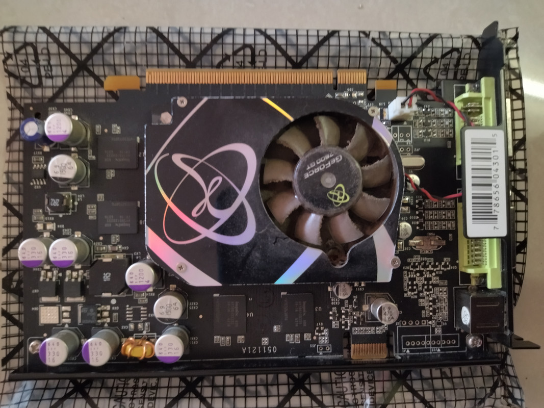 XFX Geforce 7600 GT — Postimages