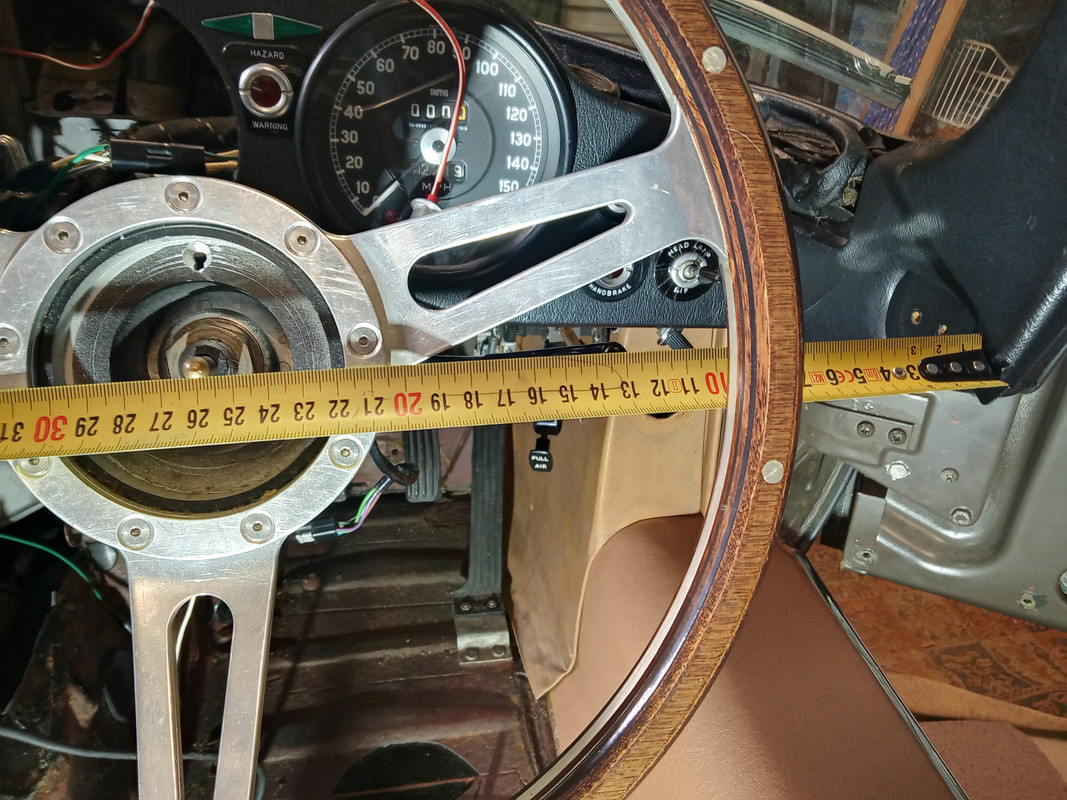 Steering wheel position - The 'E' Type Forum