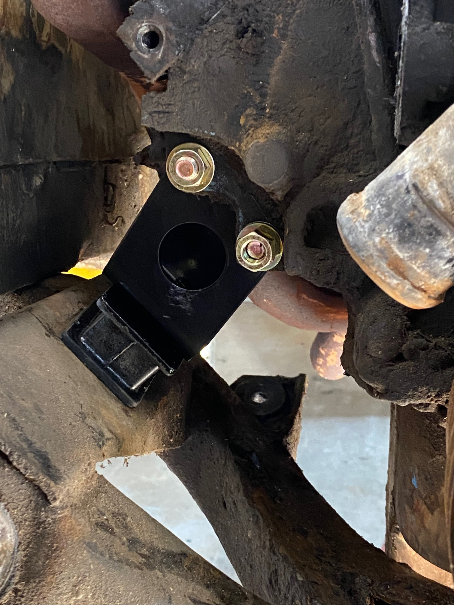 318 motor supportsa — Postimages