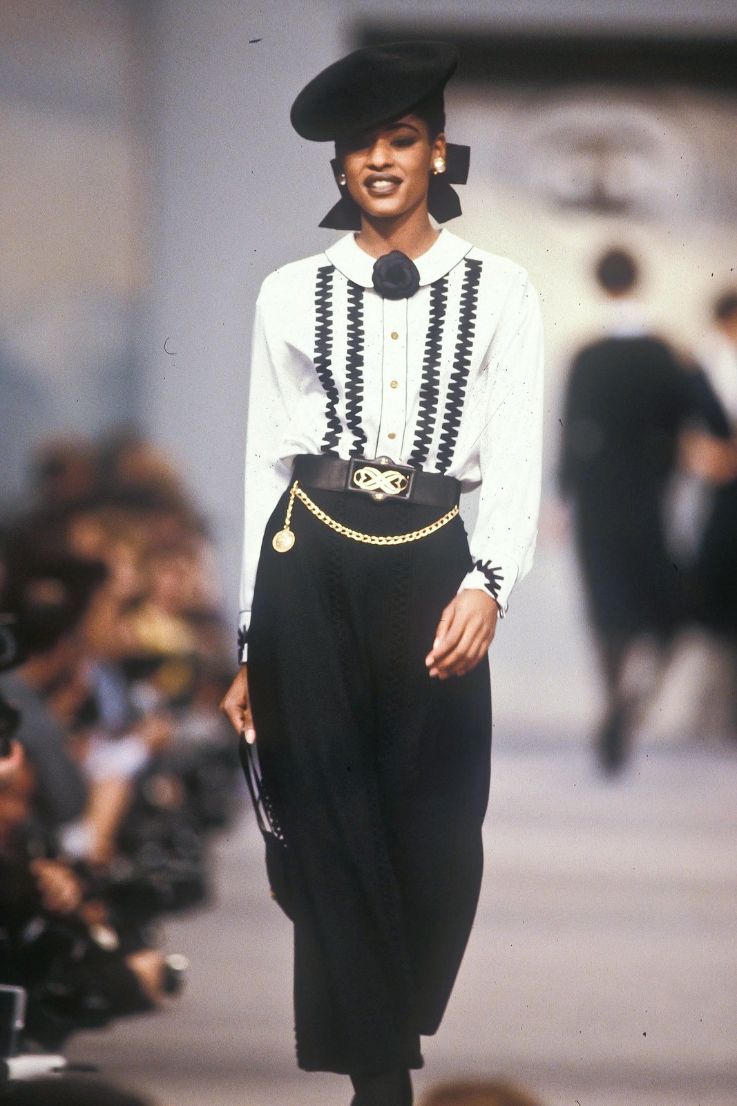 Fashion Classic: CHANEL Fall/Winter 1989 | Lipstick Alley
