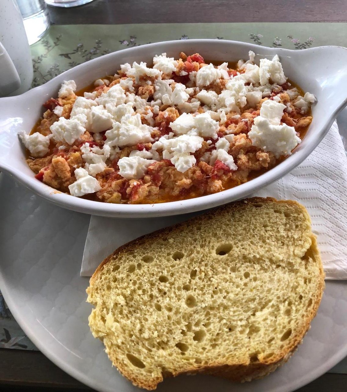 Tomato and feta omelette — Postimages