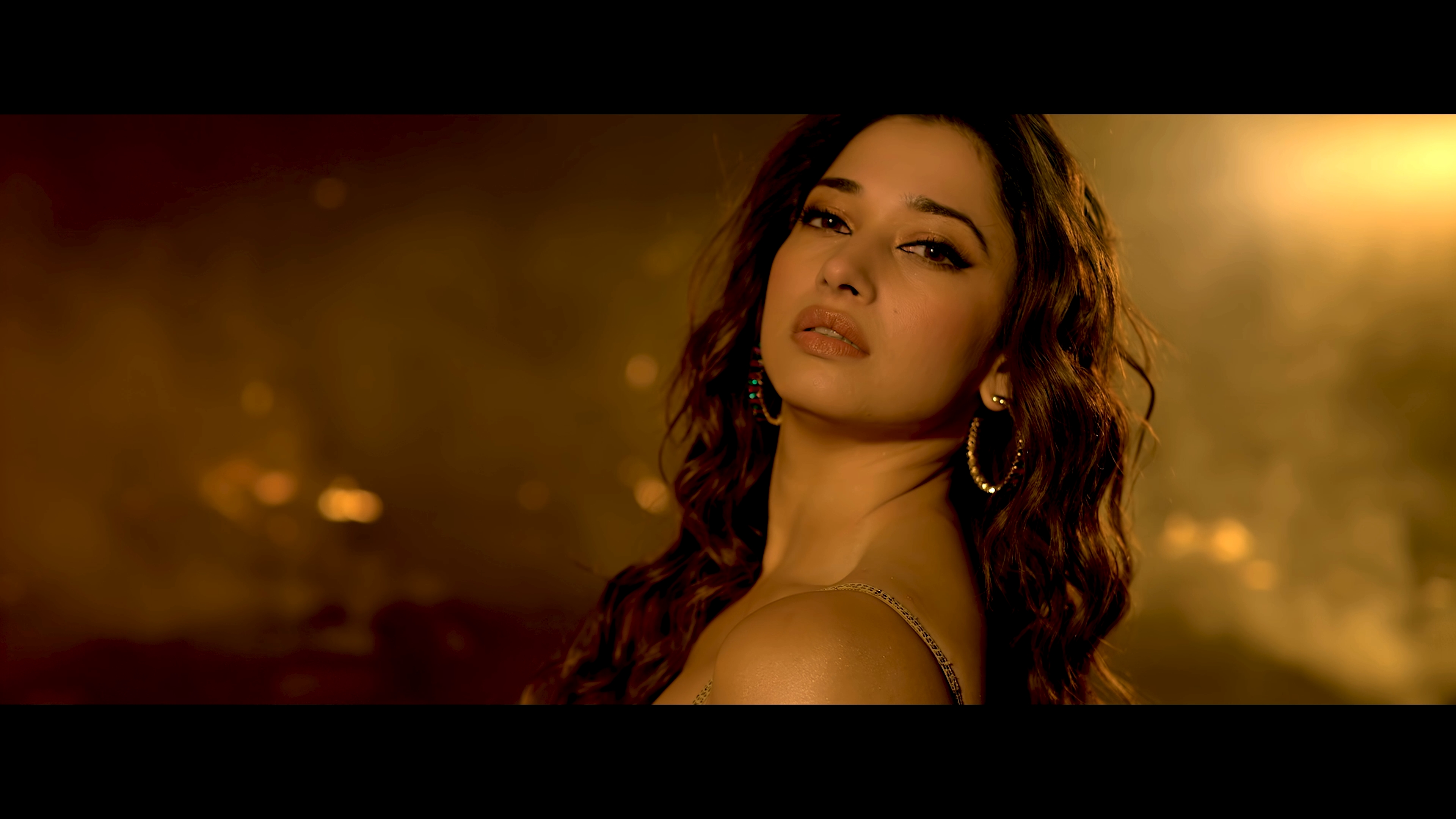 Badshah Tabahi ( Official Video) Tamannaah Retropanda 4 K mp4 snapshot ...