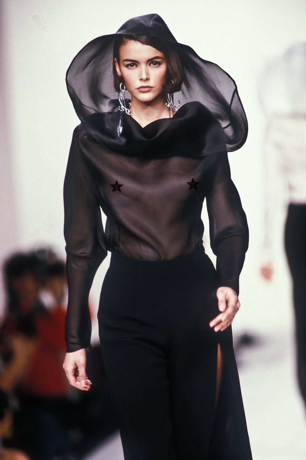 Fashion Classic: CERRUTI Fall/Winter 1990 | Lipstick Alley
