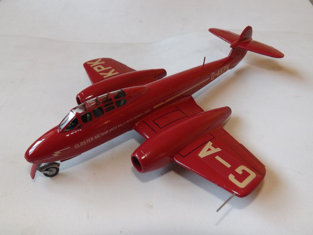 Tim's Special Hobby 1/72 GAC civilian Meteor T7 -- COMPLETED - Gloster ...