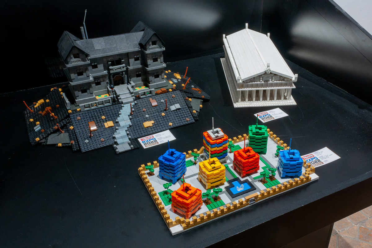 naves Edificios 9900 — Postimages