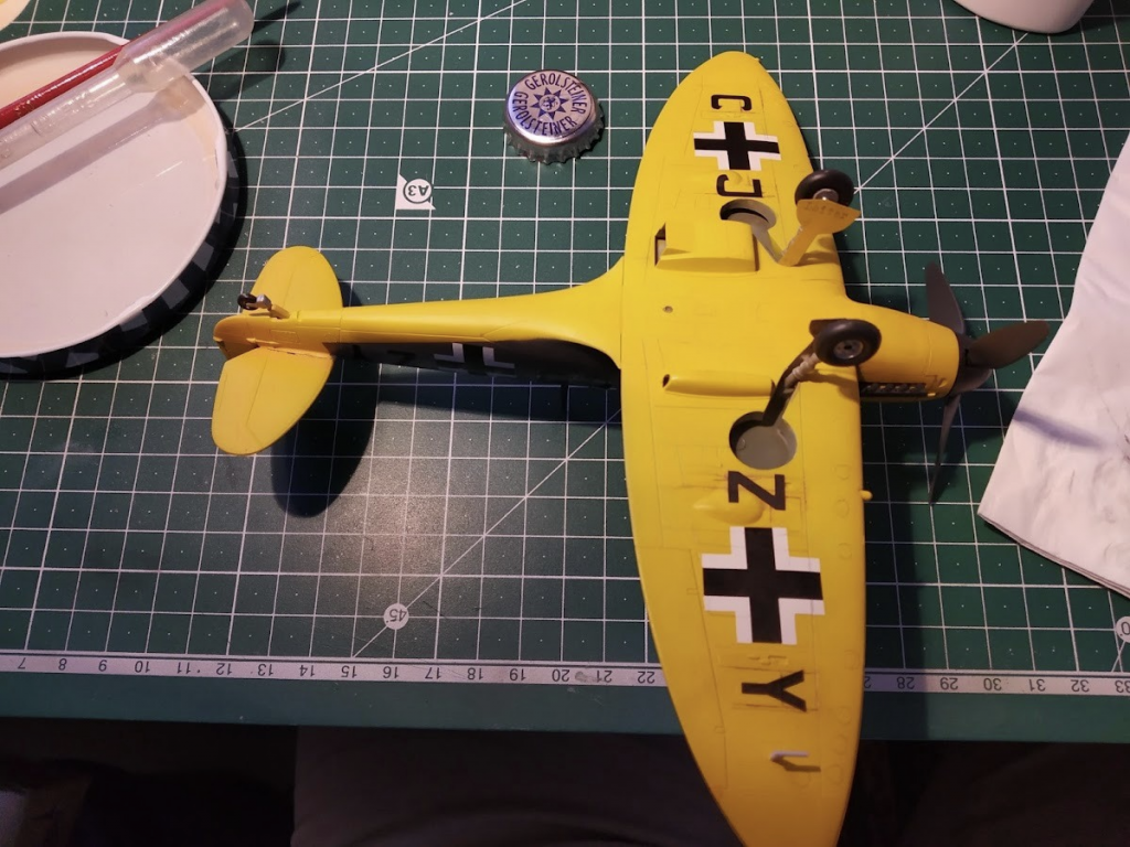 Spitfire Mk.V mit DB605A | captured by Luftwaffe | 1/48 Fujimi (a scary ...