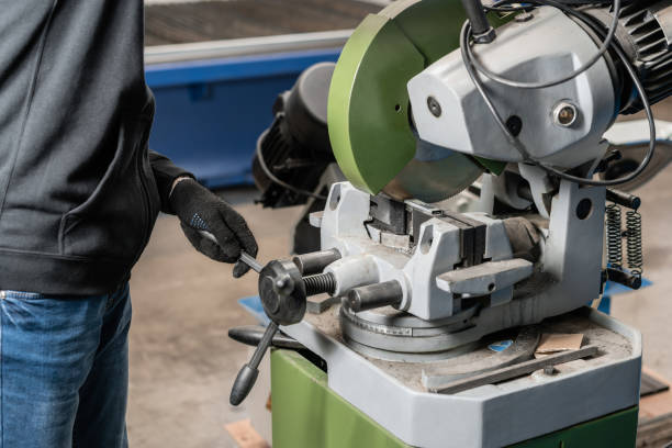 5 Essential Lathe Steady Rest For Improved Turning Accuracy - oblaladi