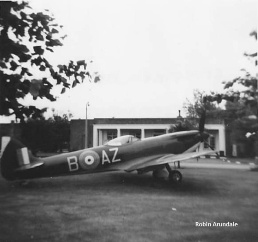 Airfix Spitfire IXC 1/24 - RW382 "Porky II", E wing conversion - Ready ...