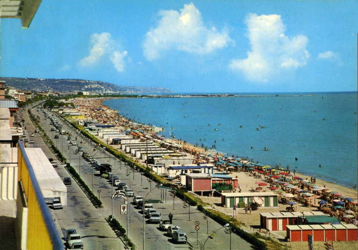 308 001 — Postimages