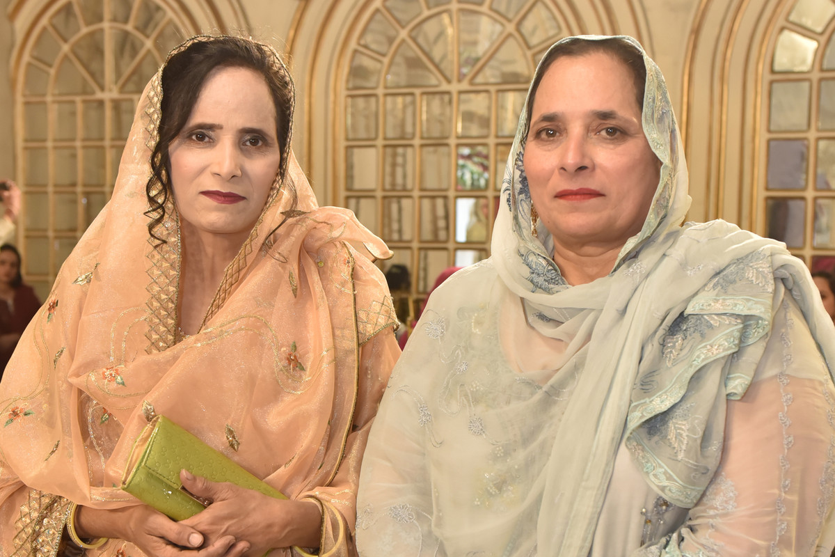 Ir Studio 101 — Postimages