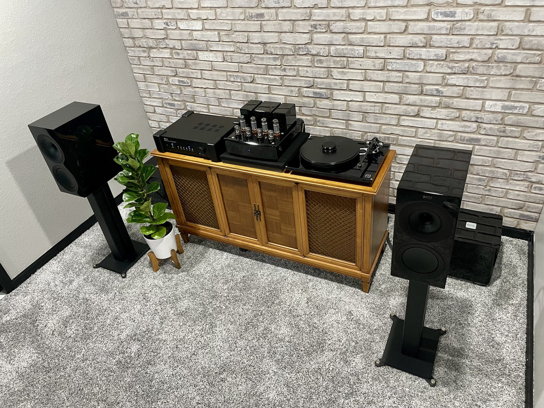 Music Room Front Angle — Postimages
