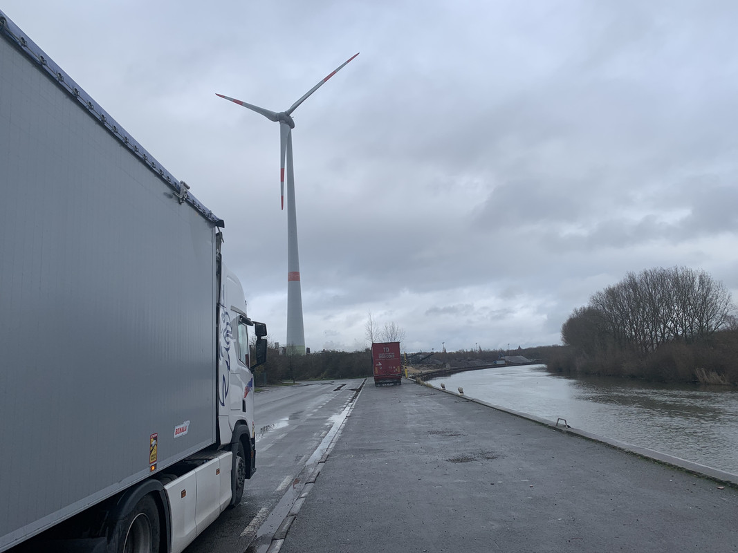 56 A456 E2 D092 4 A88 832 E 1 C8 C1222 E904 — Postimages