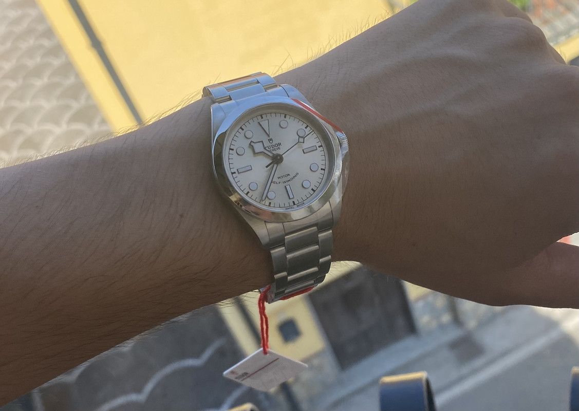 A461 D473 9 E56 44 A9 8 A1 C 155 D49295524 — Postimages