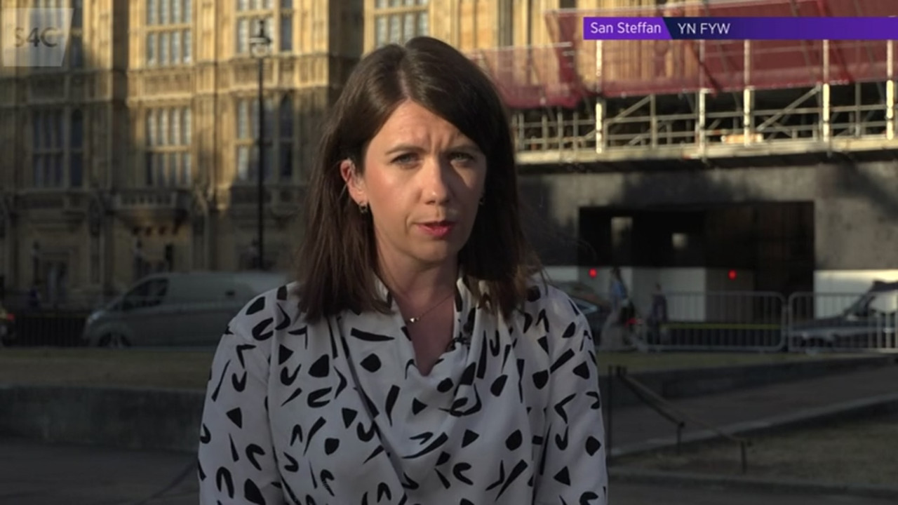 B2 DF6 BCA 90 AA 468 C BE6 C 271 F531814 FE — Postimages