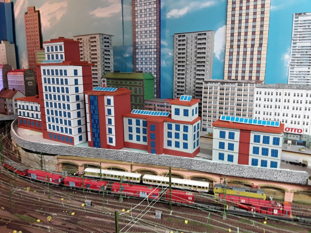 RE: Anhalterbahnhof und Hamburg Hbf in Spur Z - 24