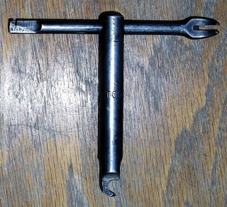 Distributor in 302 engine | Vintage Mustang Forums