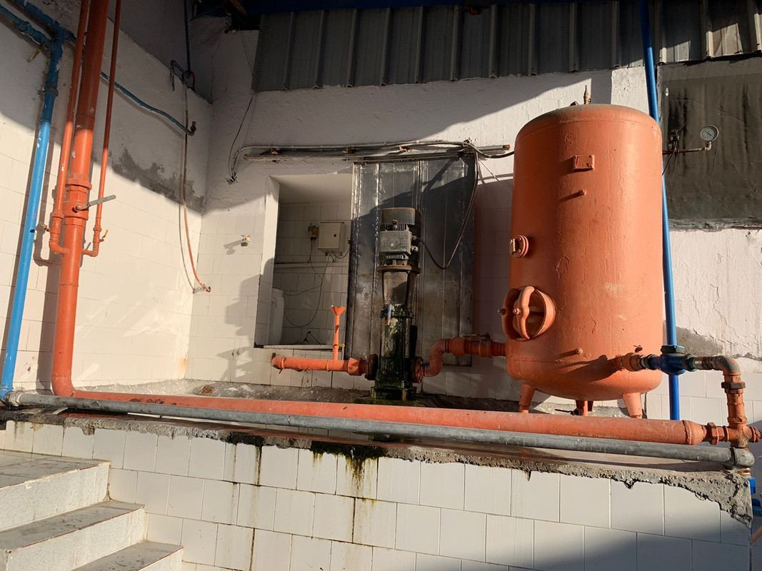 local eau de puit — Postimages