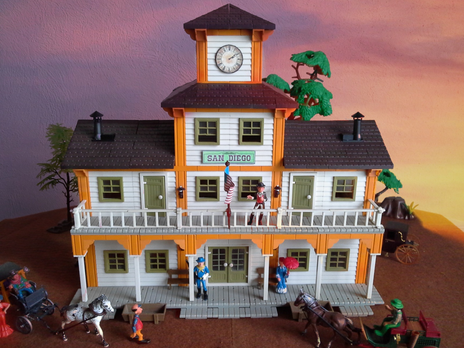 San Diego 00 — Postimages