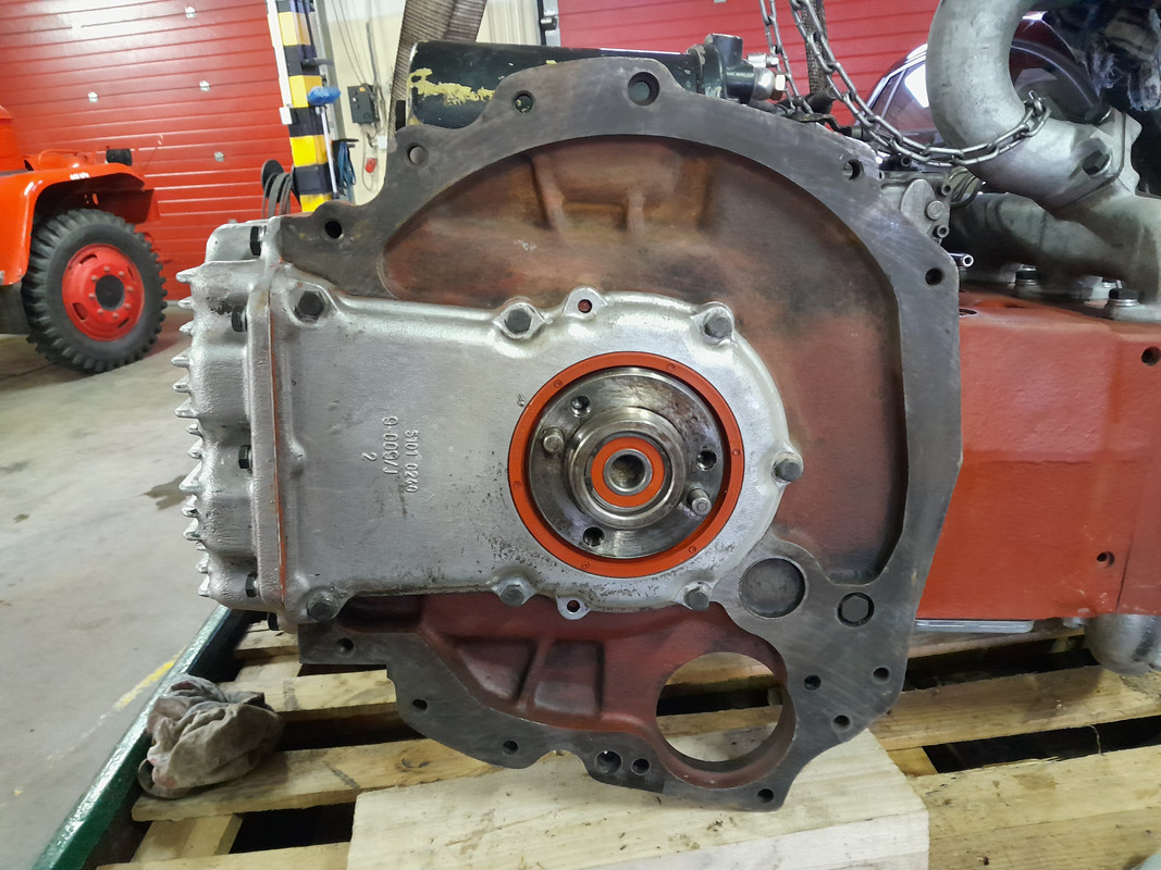 Novýmotor (2) — Postimages