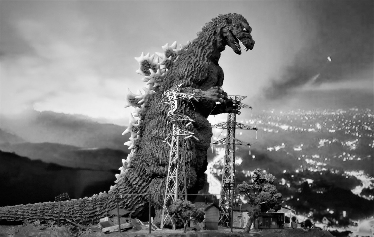Krabat Godzilla 54 Diorama Finished! — Postimages