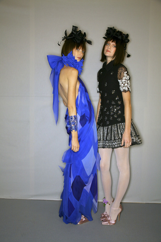 Christian Lacroix Spring 2007 Backstage q CCov ZX9 — Postimages