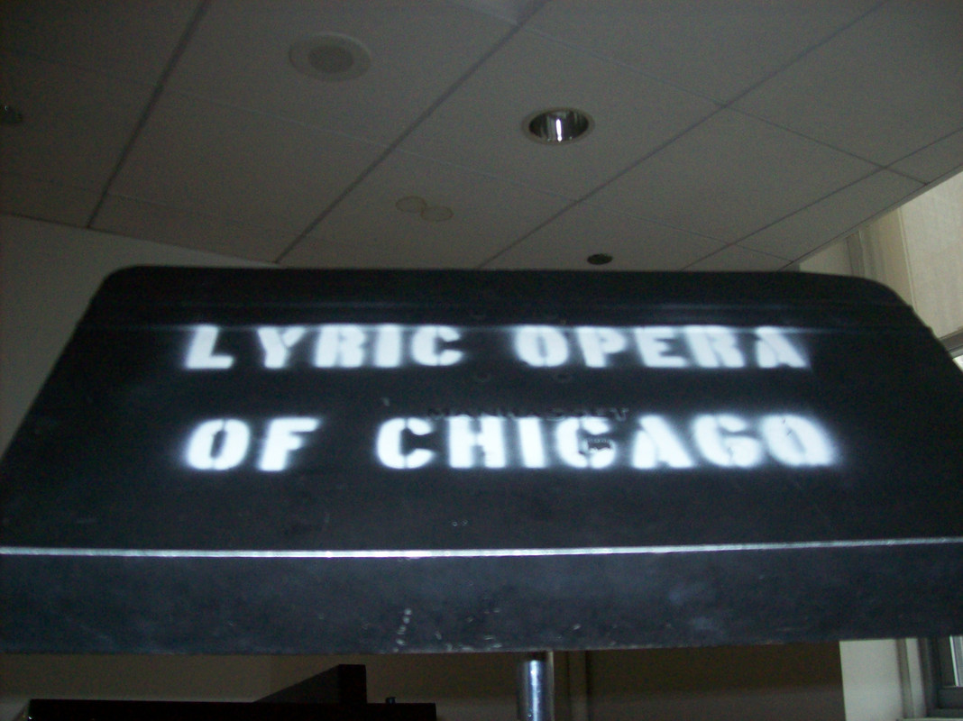 Lyric Music Stand — Postimages