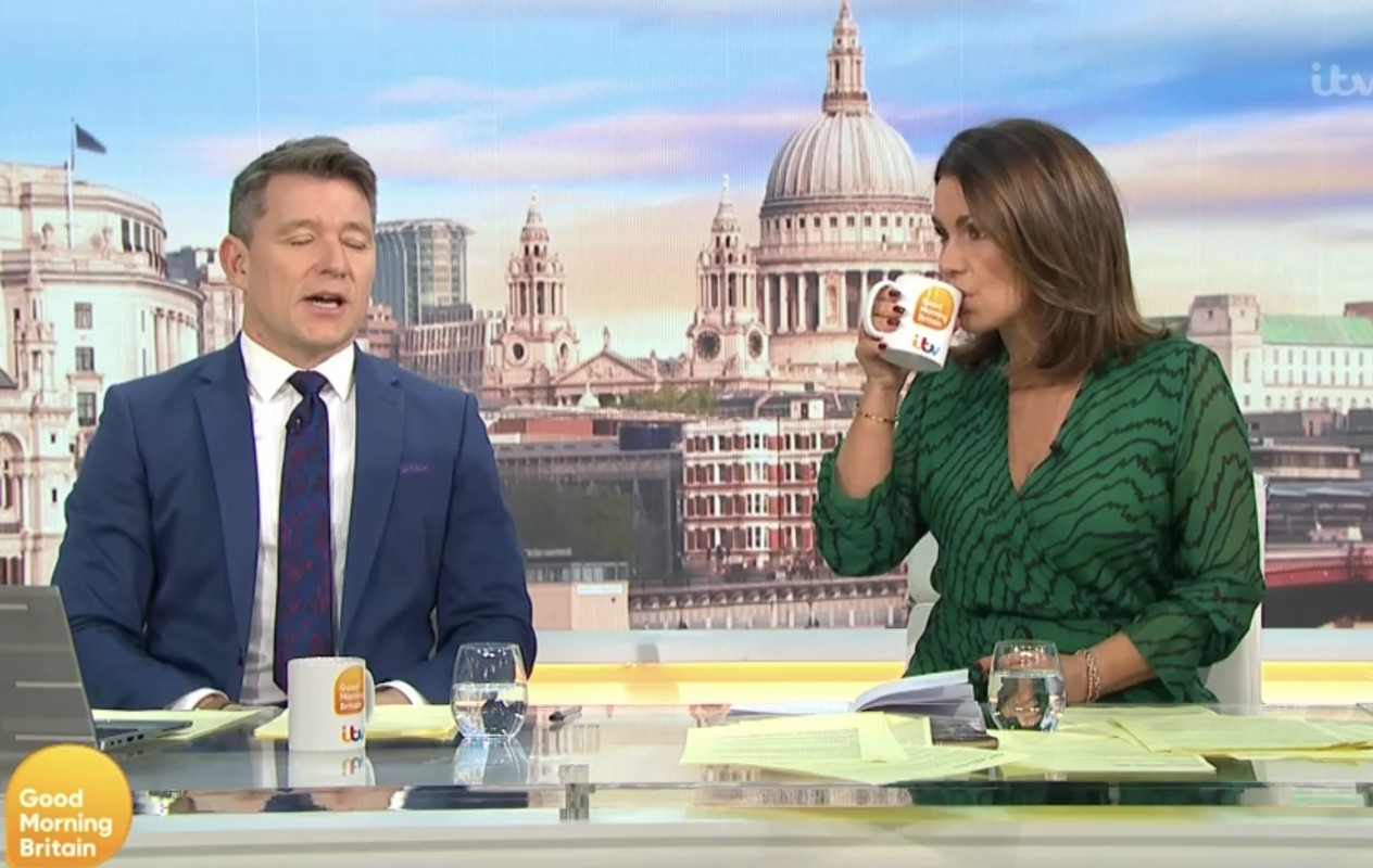 CD25313 E F3 F2 4231 A6 BC F01539 D77 E6 F — Postimages