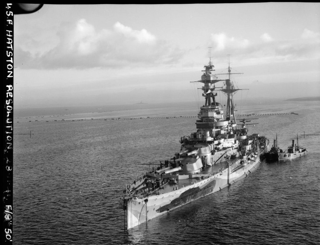 HMS Resolution camo1942 - Maritime WWII - Britmodeller.com