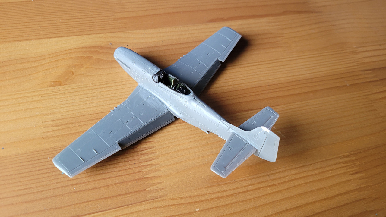 Spitfire No.5 - MK912, 1/72 scale...now with added P-51 practice - Work ...