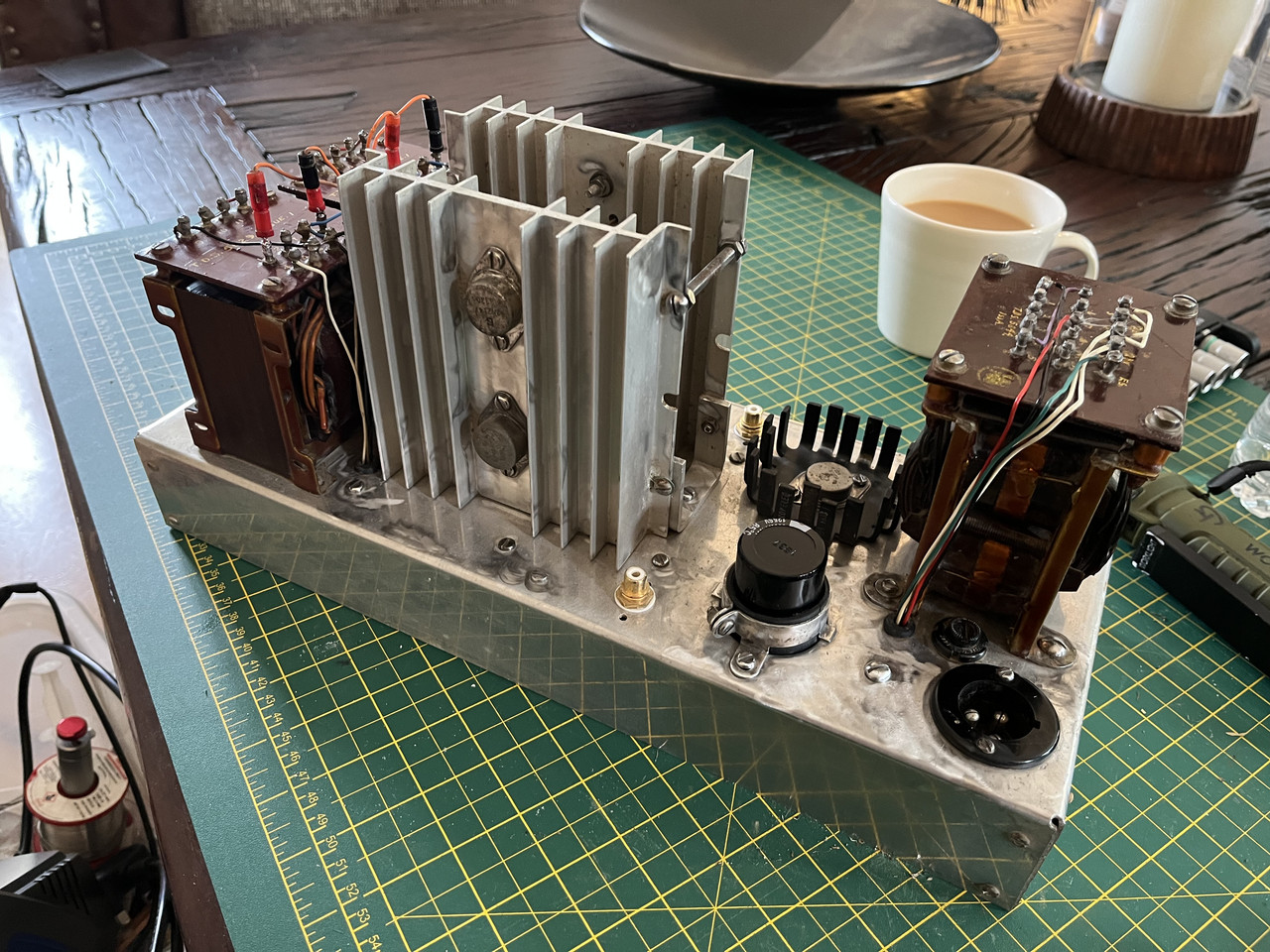 [IC] - Old DIY Amplifier . Barn find | pink fish media
