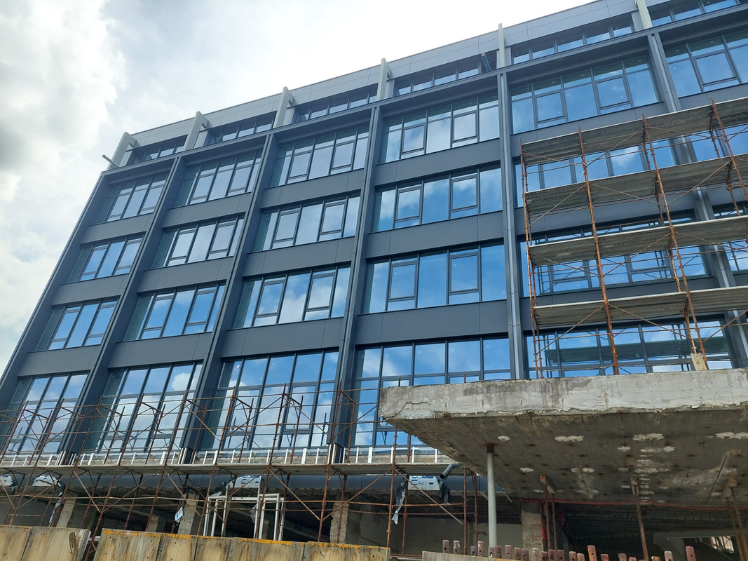 ZENICA | Зеница - Trg BiH / Gradska vijecnica / podzemna garaza | Page ...