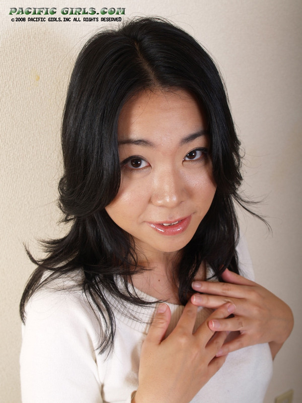 akemi 003 — Postimages