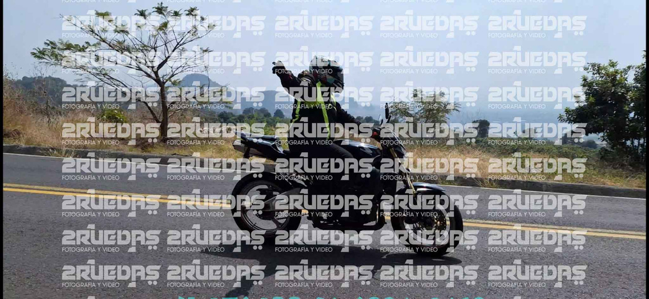 2 Ruedas 1016 — Postimages