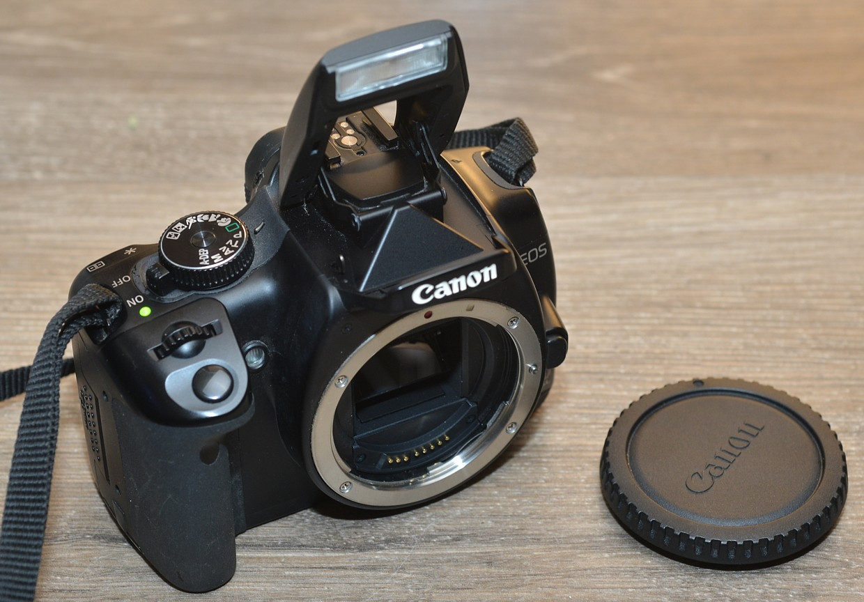 💥Canon EOS 400D *Digitální zrcadlovka*APSC CMOS 10.1 Mpix*👍TOP | Aukro