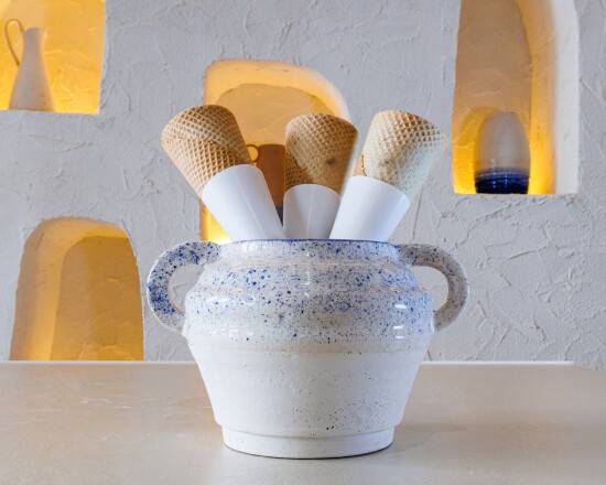 Kala Greek Frozen Yogurt delivery in Sevilla | Order Online with Glovo