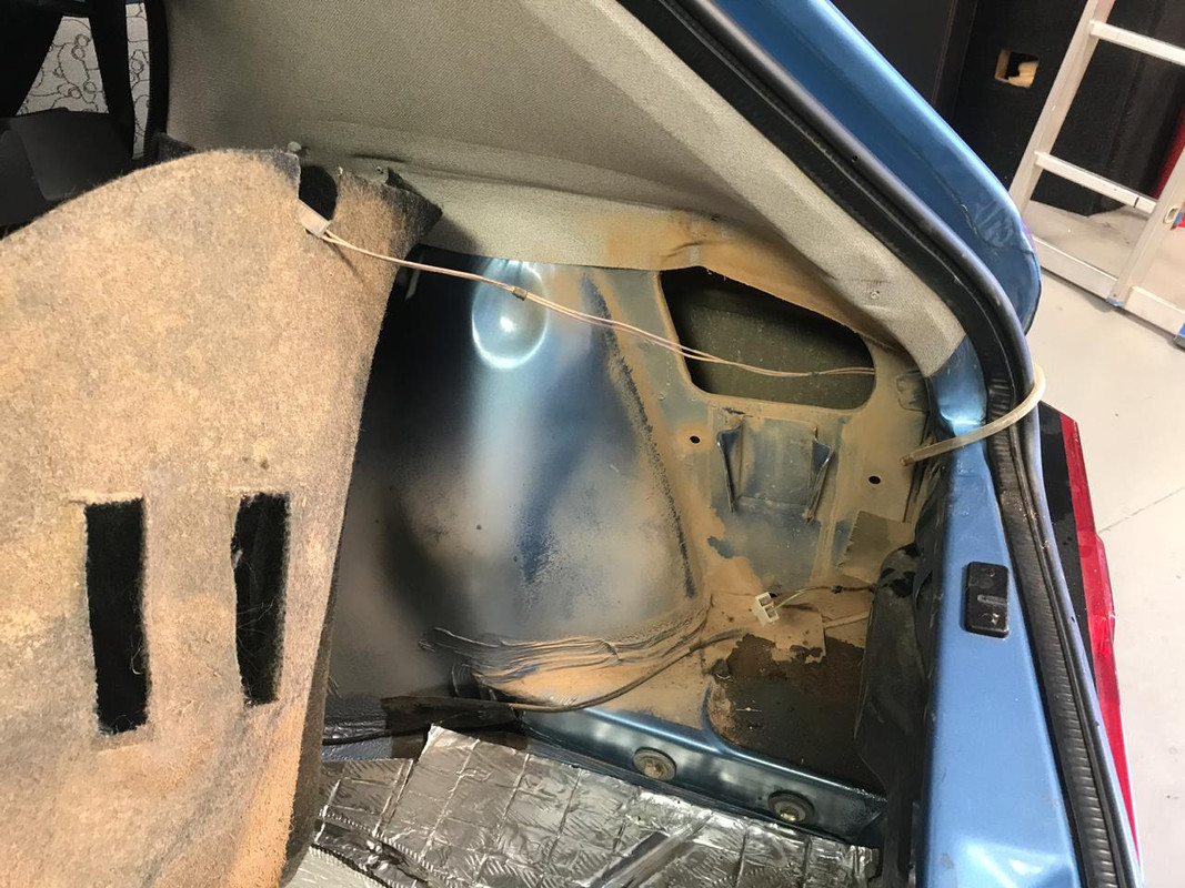 87 FEC5 B8 FBD0 47 C4 A864 4 E4743958352 — Postimages