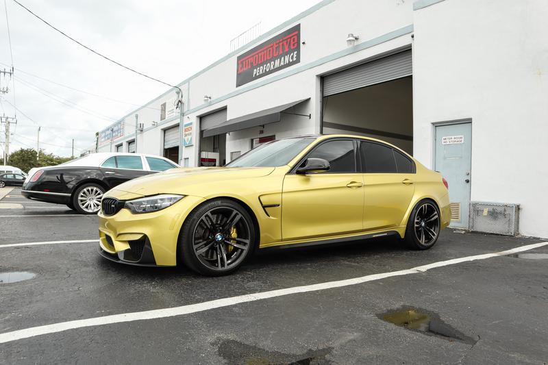 Austin Yellow on Top of Austin Yellow (Heavy in Photos)