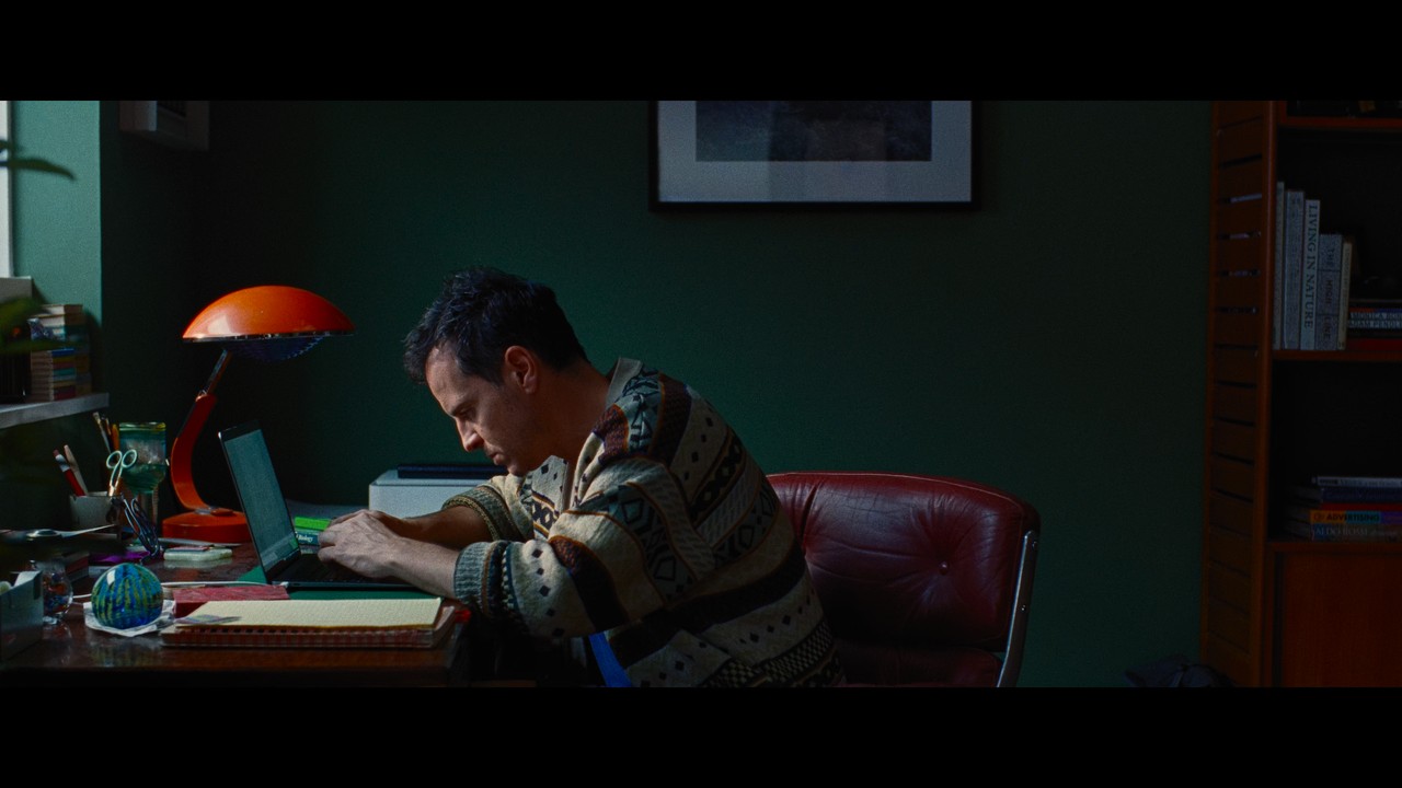 mpv shot All of Us Strangers 2023 2160p UHD WEB DL DV HEVC Нечипорук 00 02 18 0001 — Postimages