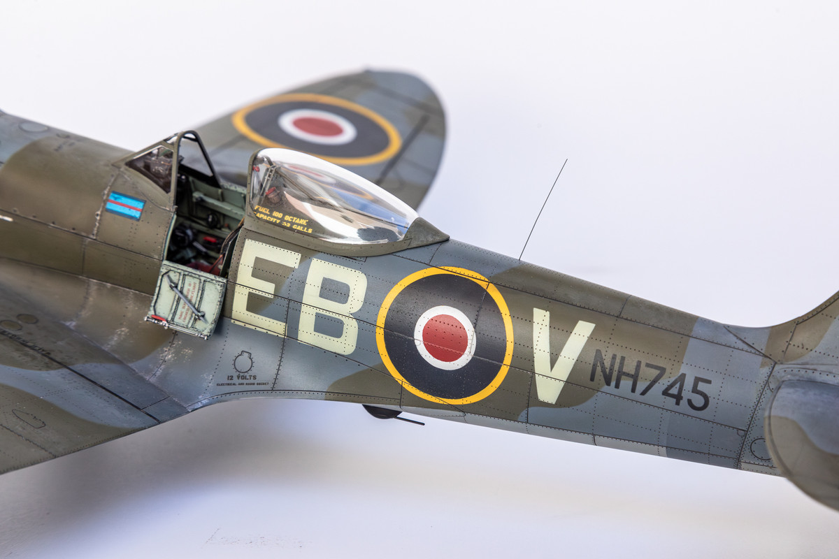 Tamiya 1/32 Spitfire XIVe Conversion (Laminar Flow Design) - Ready for ...
