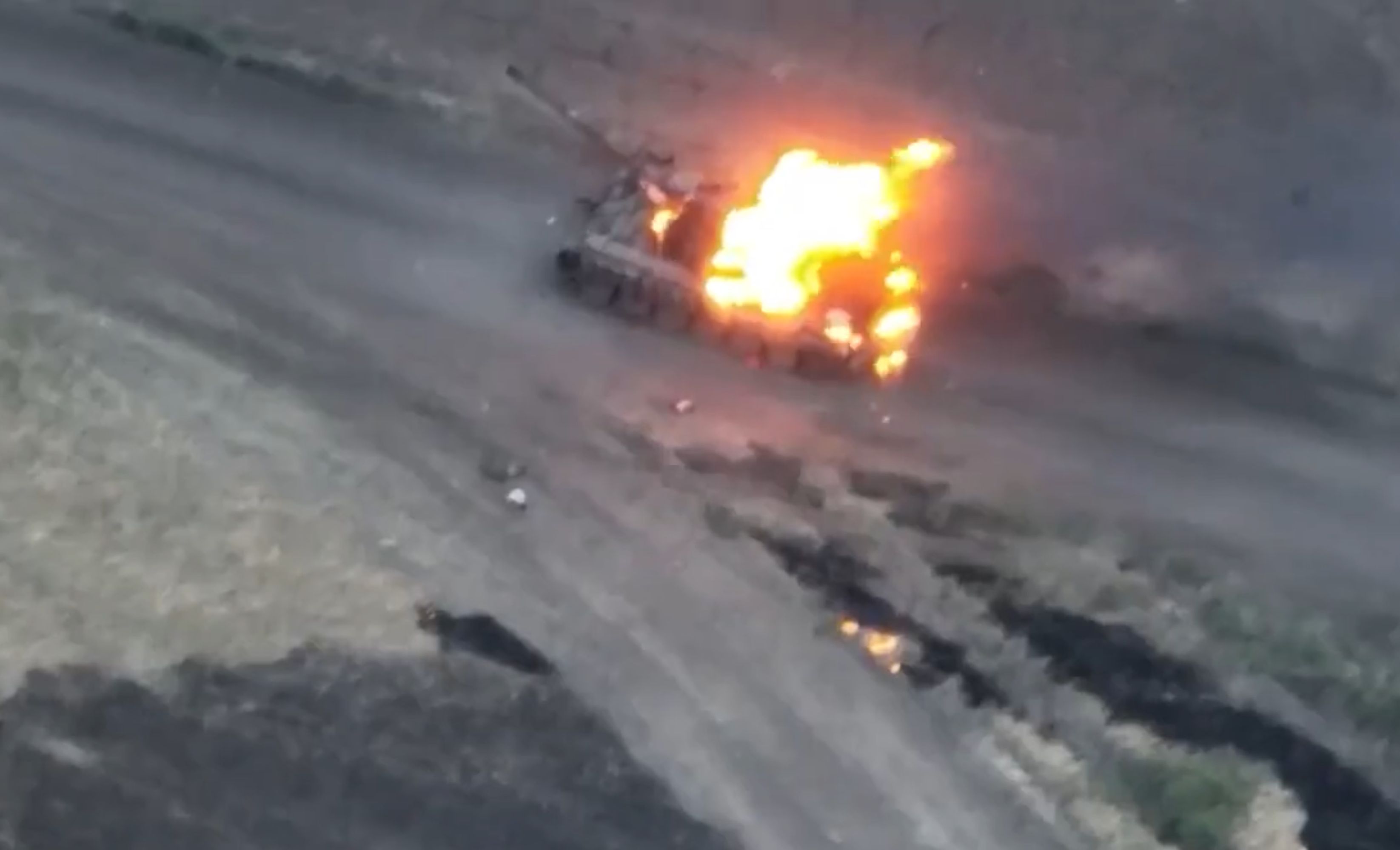 1002 t72b — Postimages