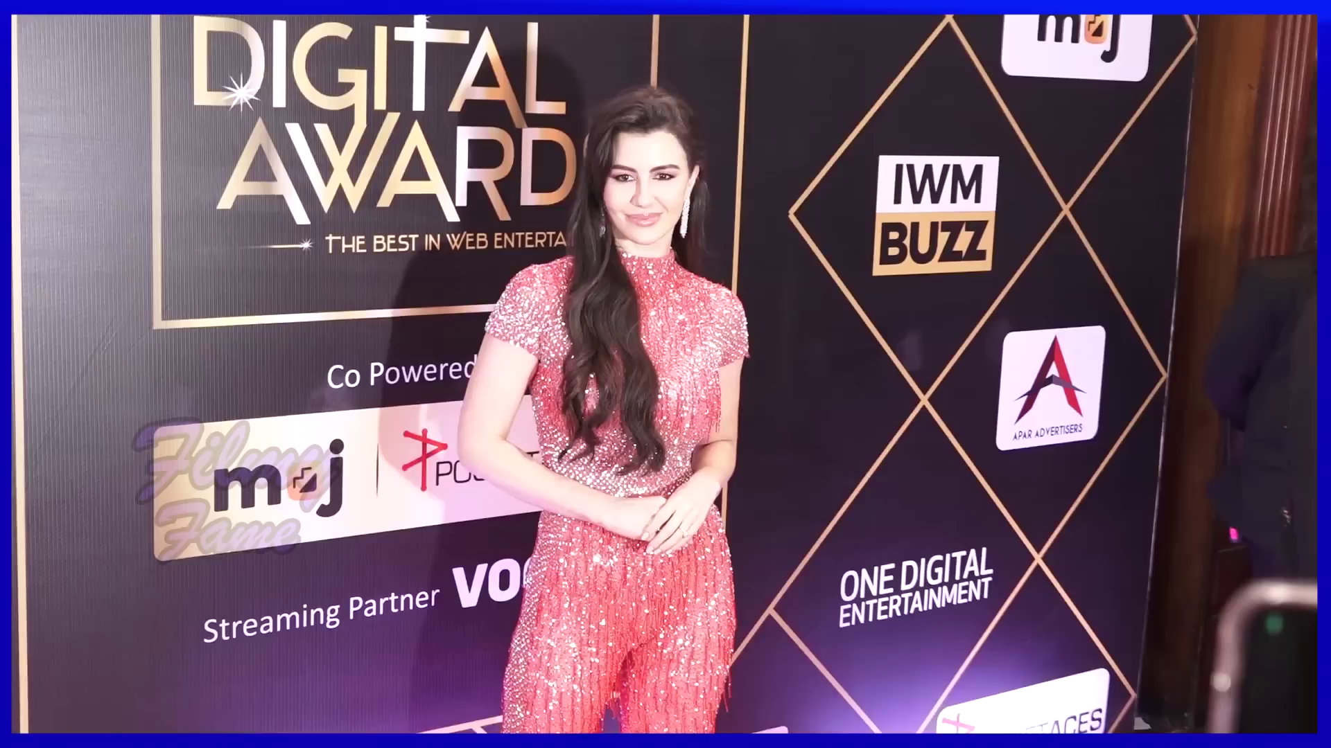 Giorgia Andriani Flaunts Her Impressive Look In Pink Transparent Bodycon Drs (7) — Postimages