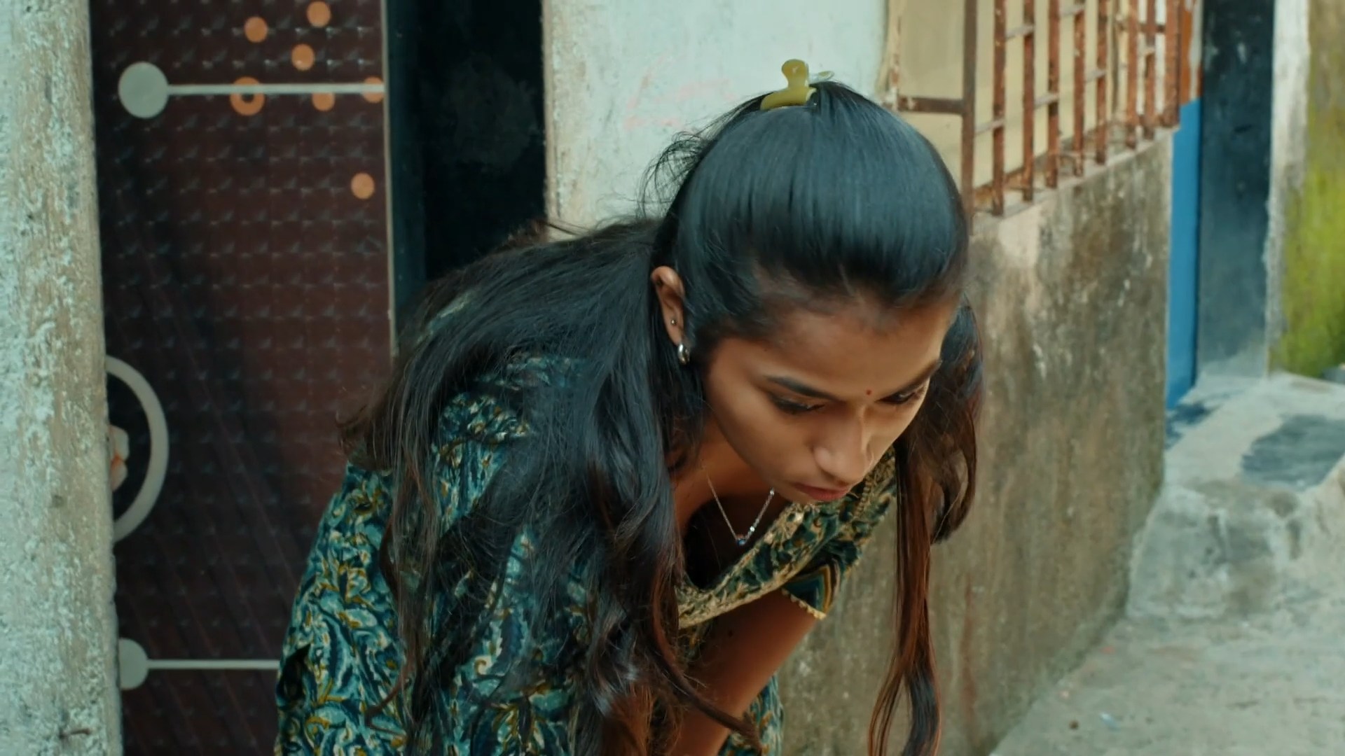 Baba utlilizing hot ladies steamy scenes crime patrol mp4 snapshot 00 00 296 — Postimages