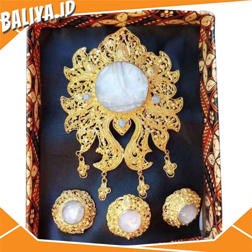 10+ Model Bros Untuk Kebaya Yang Harus Kamu Miliki | BALIYA.ID