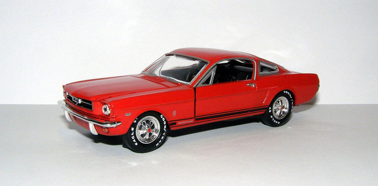 1966 Ford Mustang GT Fastback ( Road Champs 6860 — Postimages