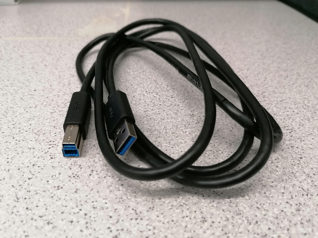 50 cablu usb — Postimages
