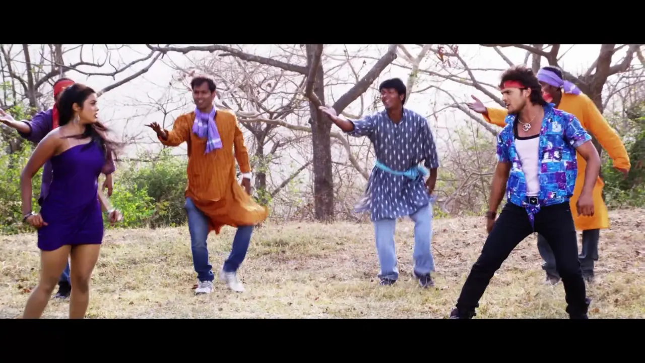 f 220 — Postimages