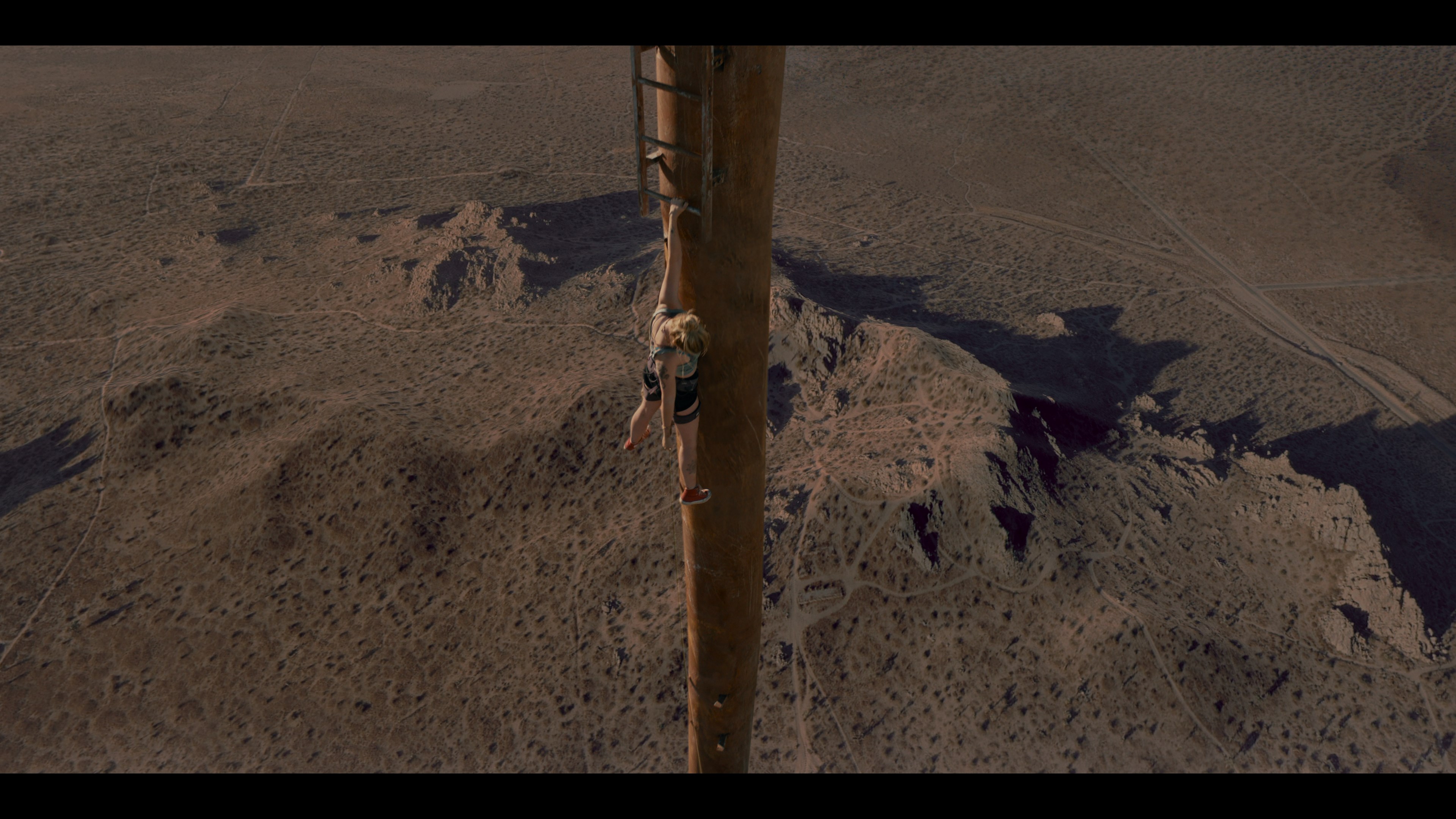 Fall (2022) [unrated] mkv snapshot 00 50 20 145 — Postimages