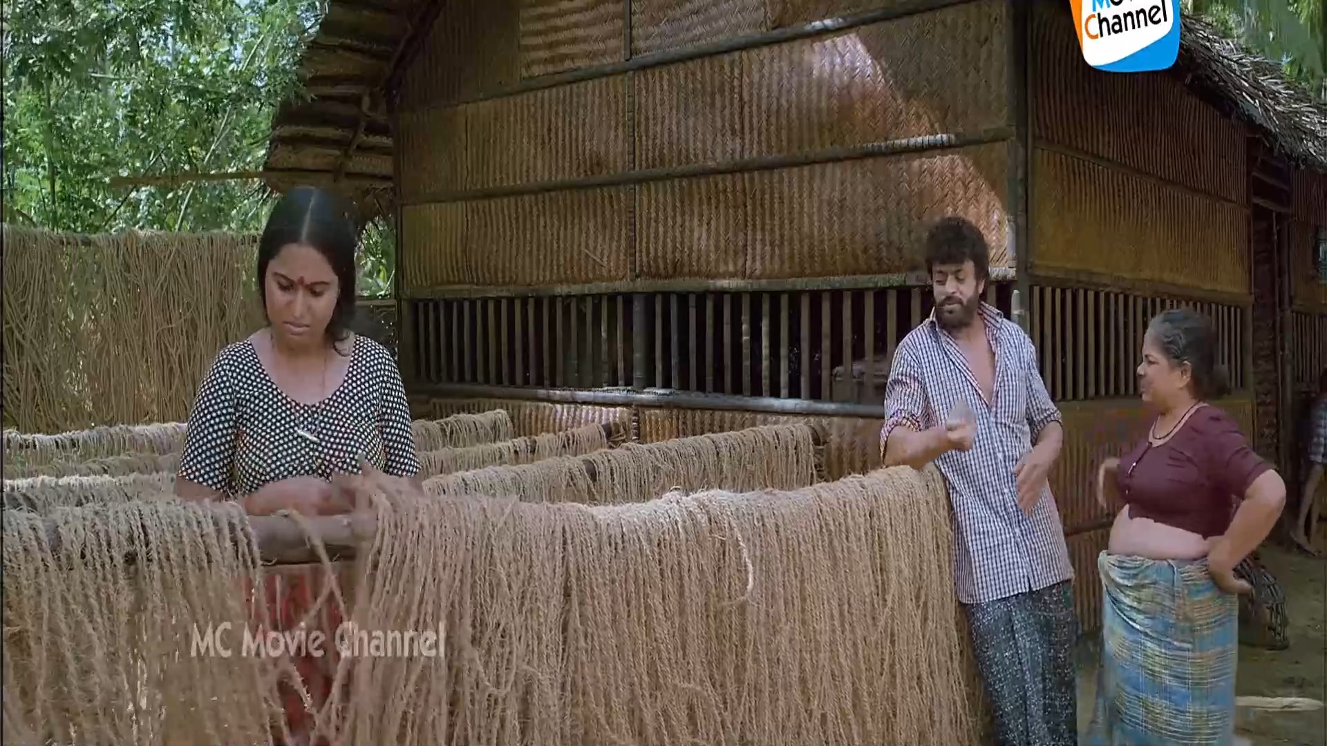 Lakshmi priya,meera jasmine hot scenes ithinappuram mkv snapshot 00 51 ...